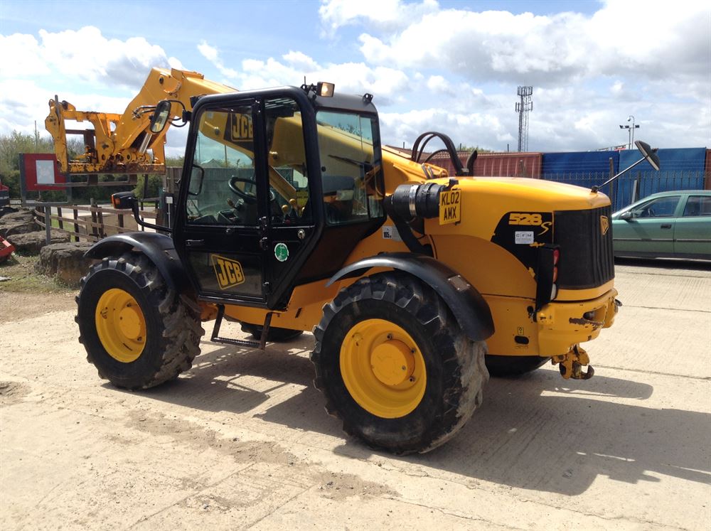JCB 528s Loadall » Cotswold Farm Machinery (CFM)